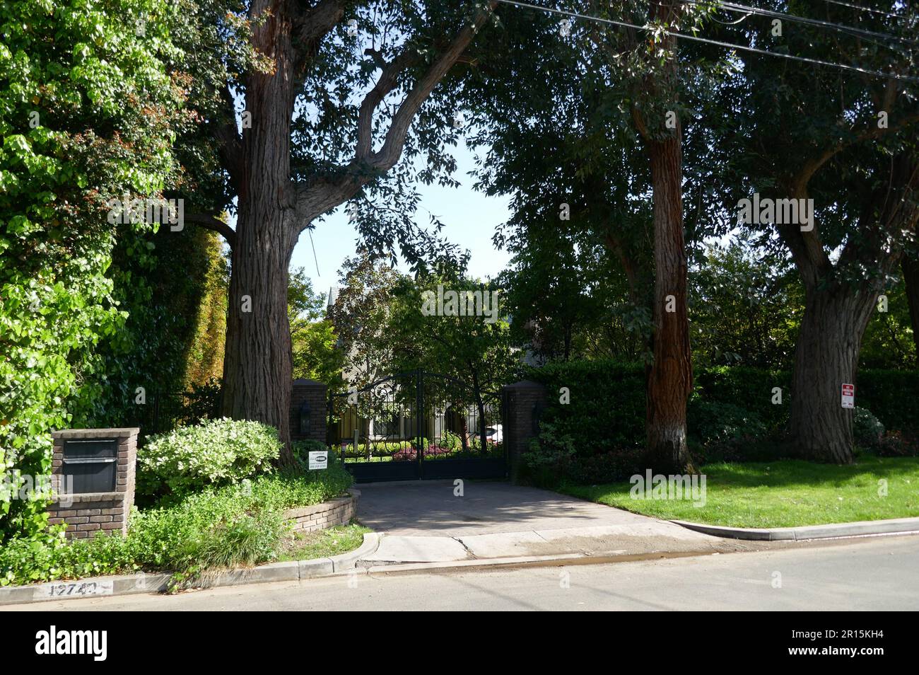 Los Angeles, California, USA 8th May 2023 Journalist Paul Moyer and ...