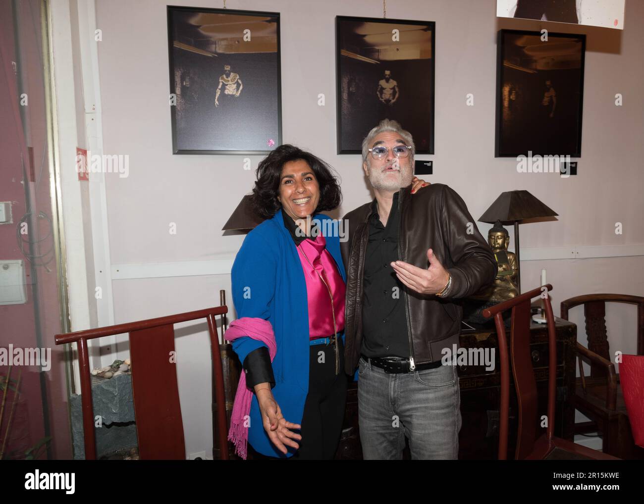 Un marchand, Un artiste | Marc Karwaser by Galerie Cristo Stock Photo ...