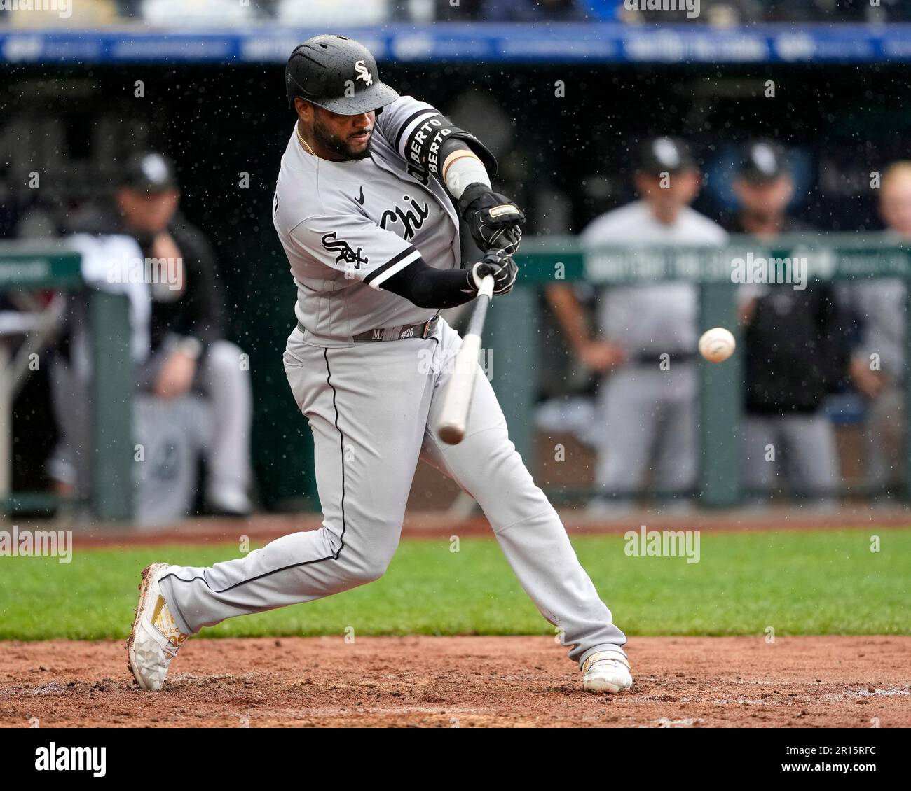 Kansas City, US, MAY 11, 2023: Chicago White Sox third baseman Hanser ...