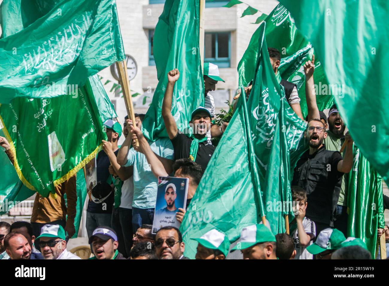 Nablus, Palestine. 11th May, 2023. Palestinian supporters of Hamas ...