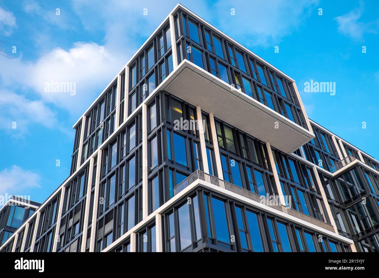 Modern office building in Hamburg, Germany Stock Photo - Alamy