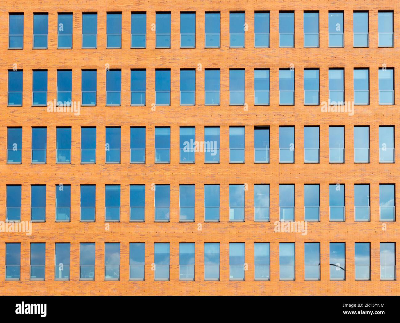 Wall full of windows hi-res stock photography and images - Alamy