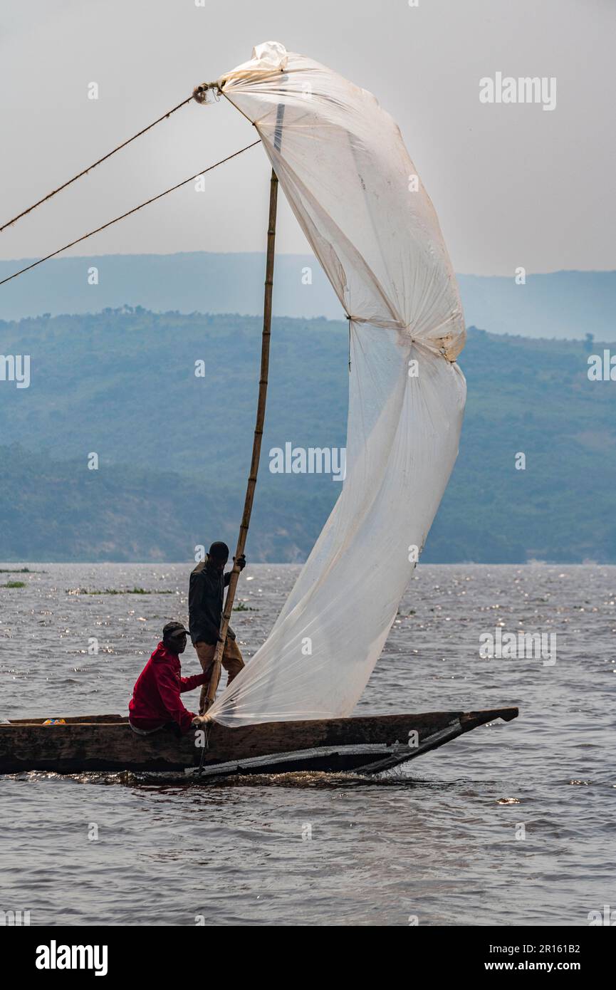 Improvised sailing boat on the Congo river, DR Congo Stock Photo - Alamy