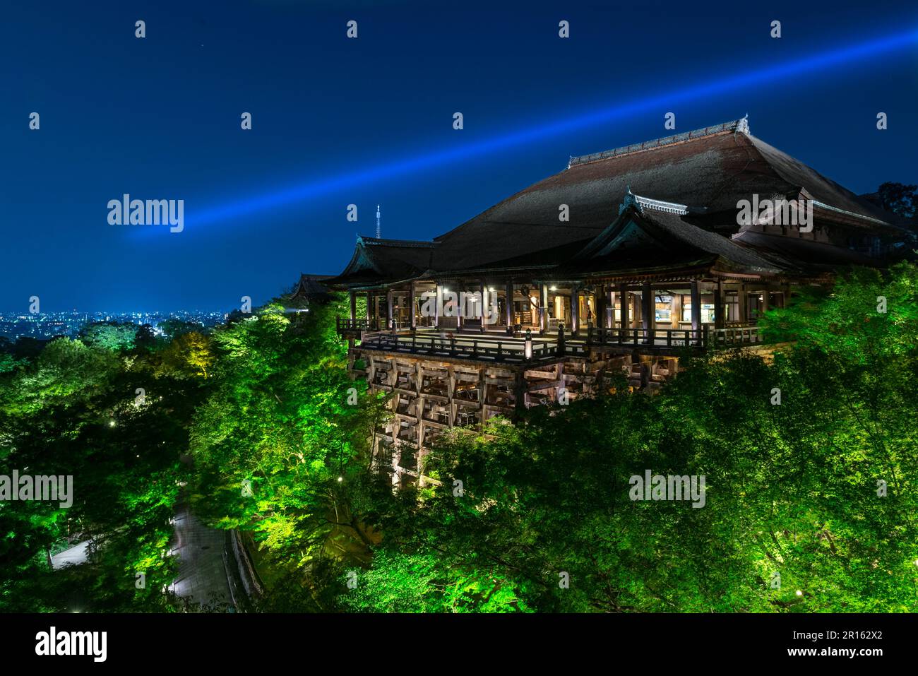 Kiyomizudera temple stage hi-res stock photography and images - Alamy