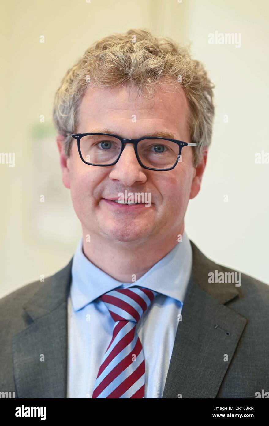 Recorded higher hi-res stock photography and images - Alamy