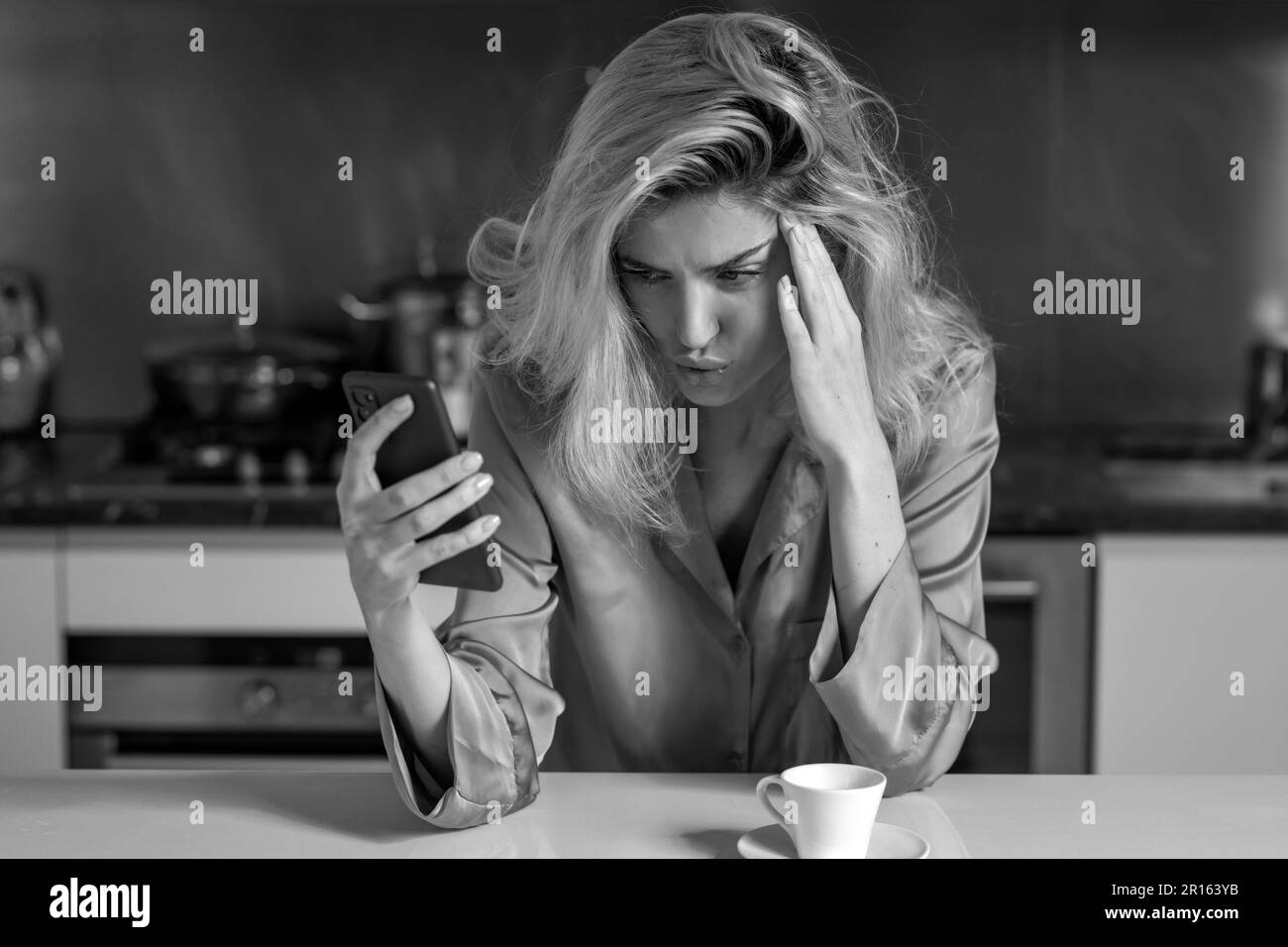 Angry phone call woman home Black and White Stock Photos & Images - Alamy