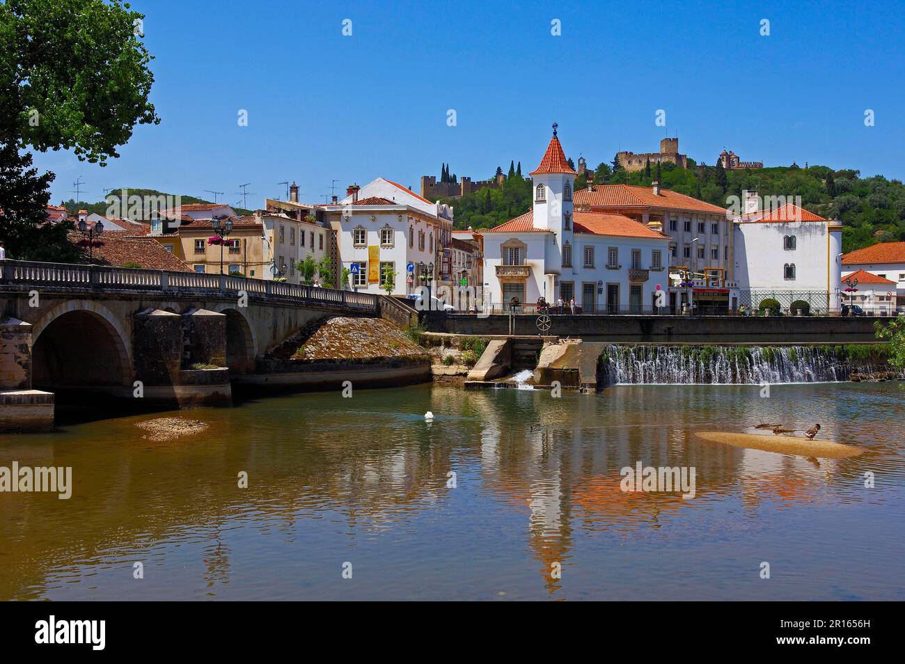 Renaissance bridge of Velha over the river Nabao and Templar Castle of ...