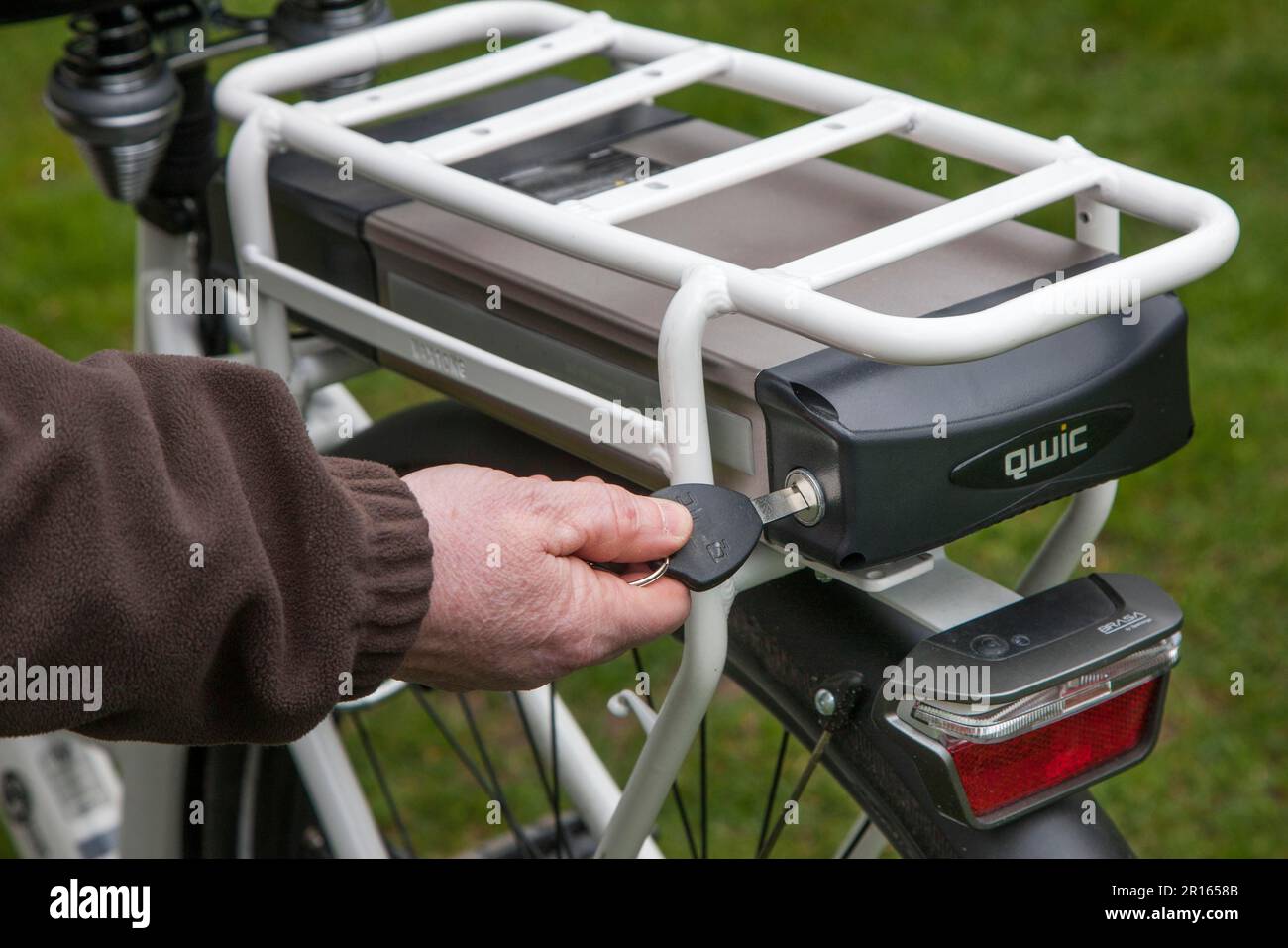 Pedelec, electric bike, auxiliary motor, electric drive, battery, e ...