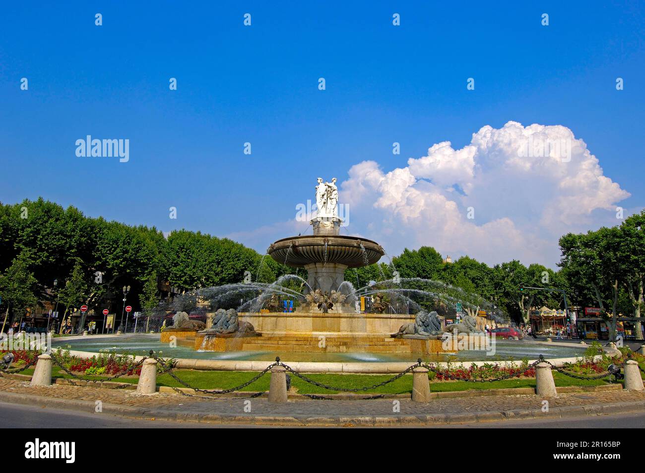 La Rotonde Fountain, Aix-en-Provence, Provence, France Stock Photo - Alamy
