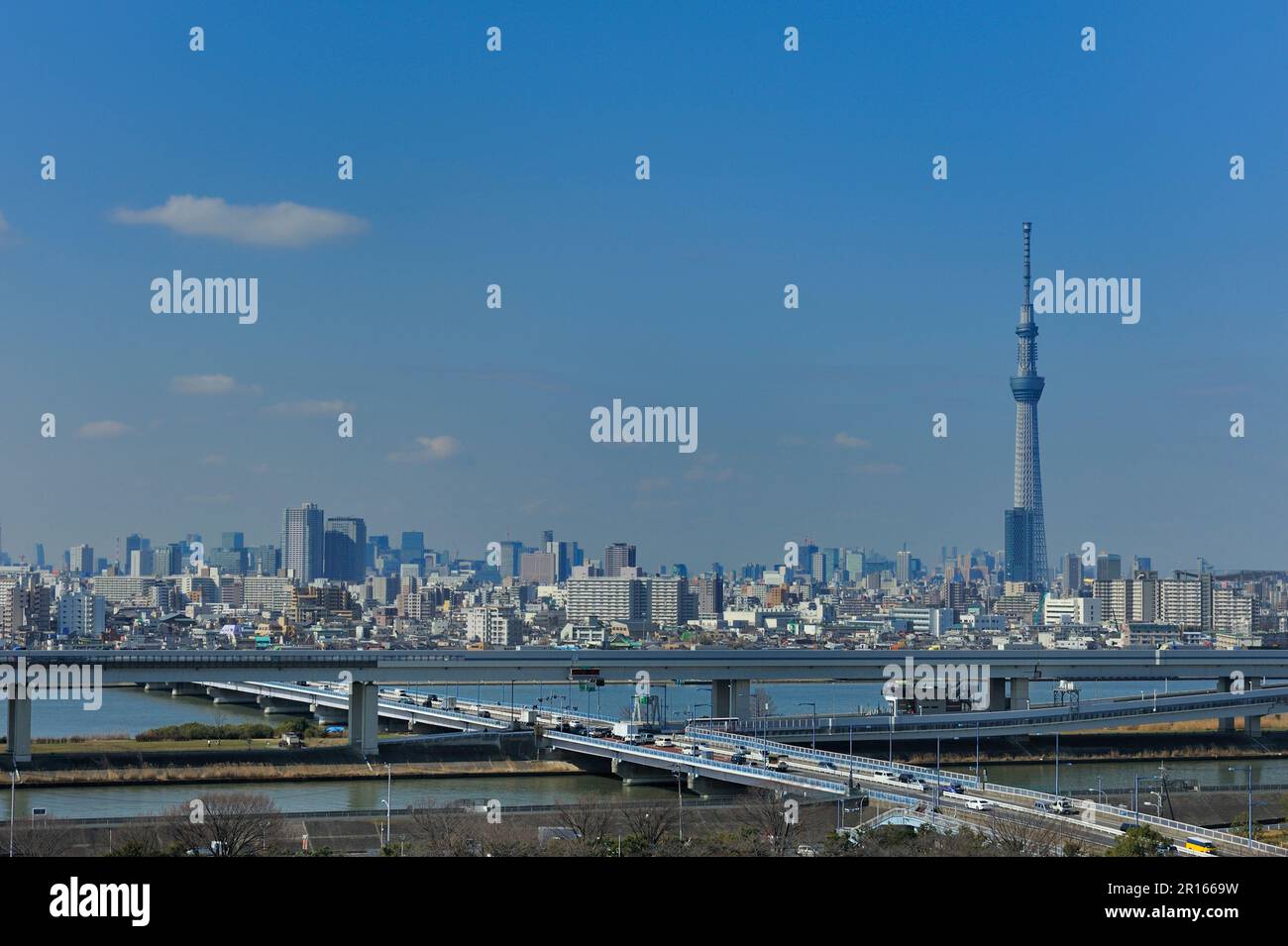 Shuto expressway hi-res stock photography and images - Alamy