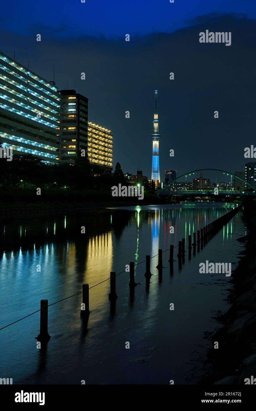 Tokyo Sky Tree at night Stock Photo - Alamy