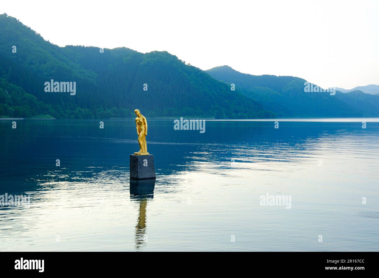 Lake tazawako tatsuko statue hi-res stock photography and images - Alamy