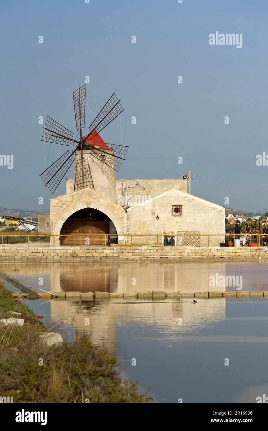 Windmill of a salt works, Trapani, Sicily, Italy Stock Photo - Alamy