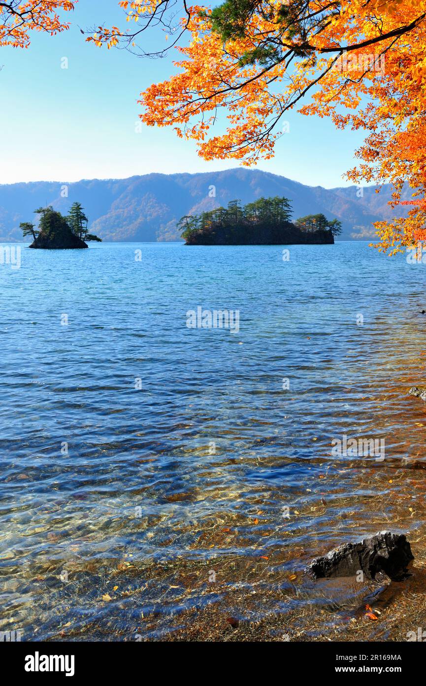 Autumn of Lake Towada Stock Photo - Alamy