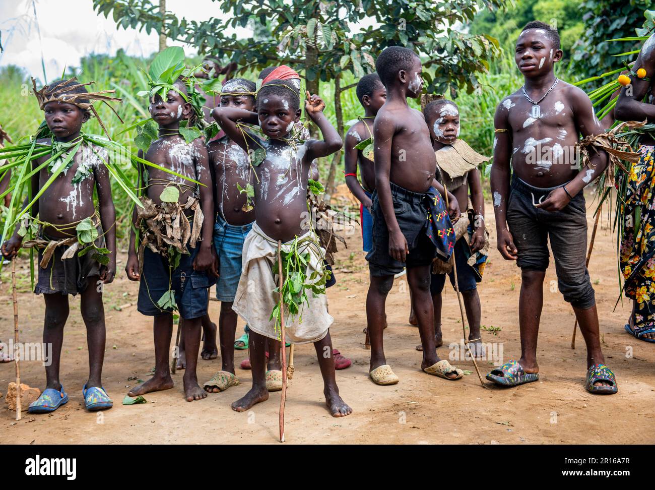 Painted Pygmy boys, Kisangani, Congo Stock Photo - Alamy