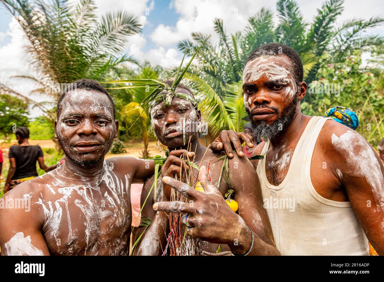 Pygmy tribe congo hi-res stock photography and images - Alamy