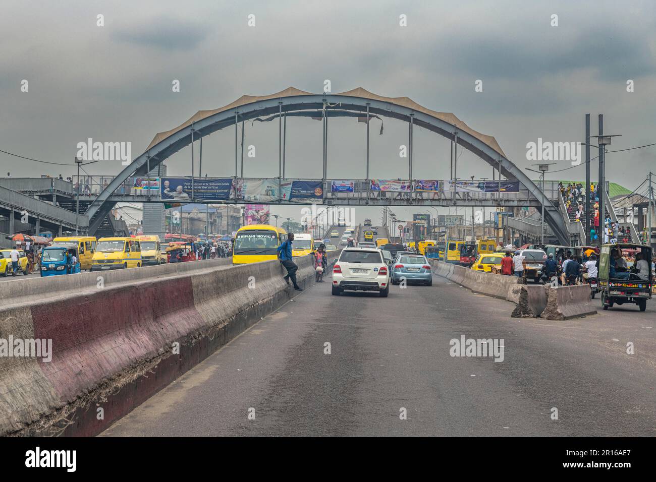 Traffic in Kinshasa, DR Congo Stock Photo - Alamy