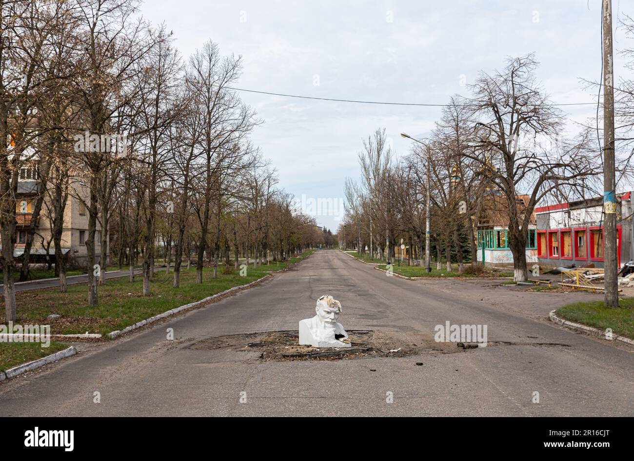 Lyman, Ukraine. 11th Apr, 2023. A broken monument to the leader of the ...