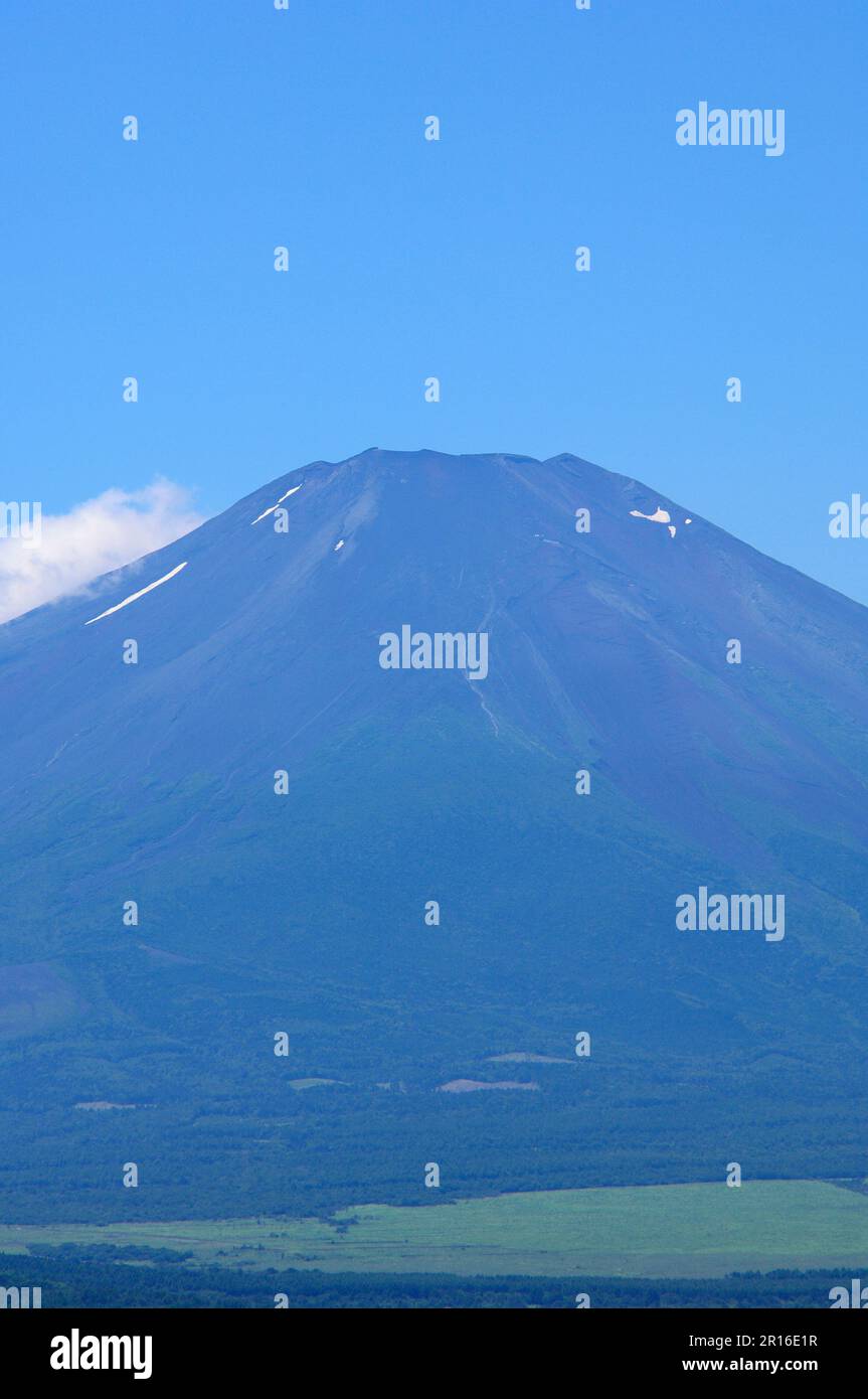 Fuji mountain japan summer hi-res stock photography and images - Alamy