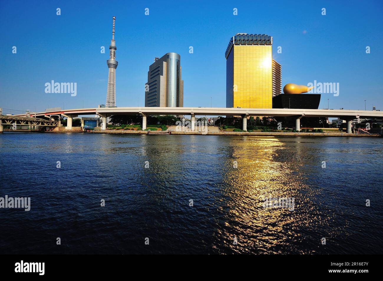 Sumida river landscape tokyo hi-res stock photography and images - Alamy