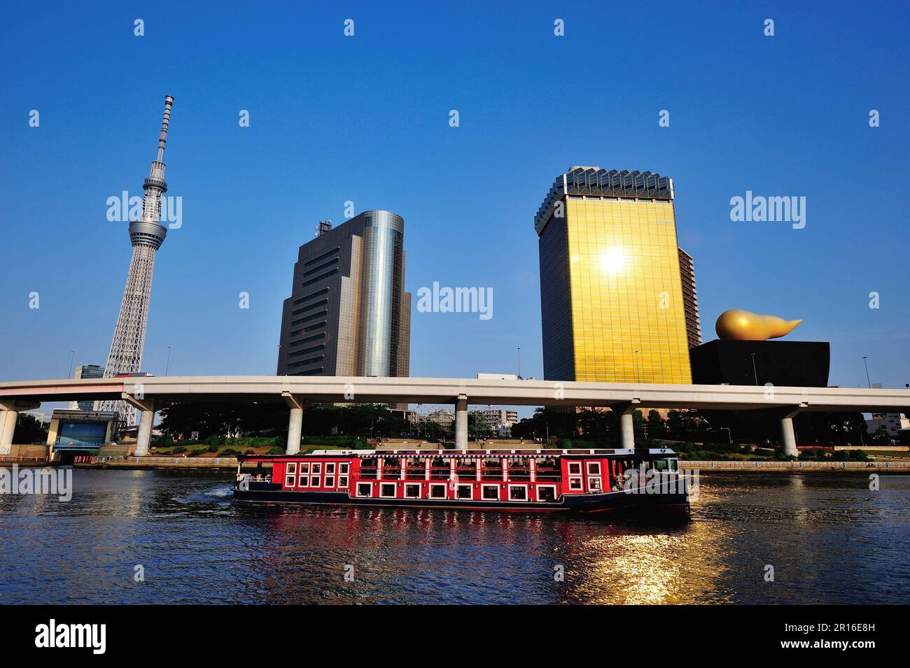 Tokyo Sky Tree and the water bus on Sumida River Stock Photo - Alamy