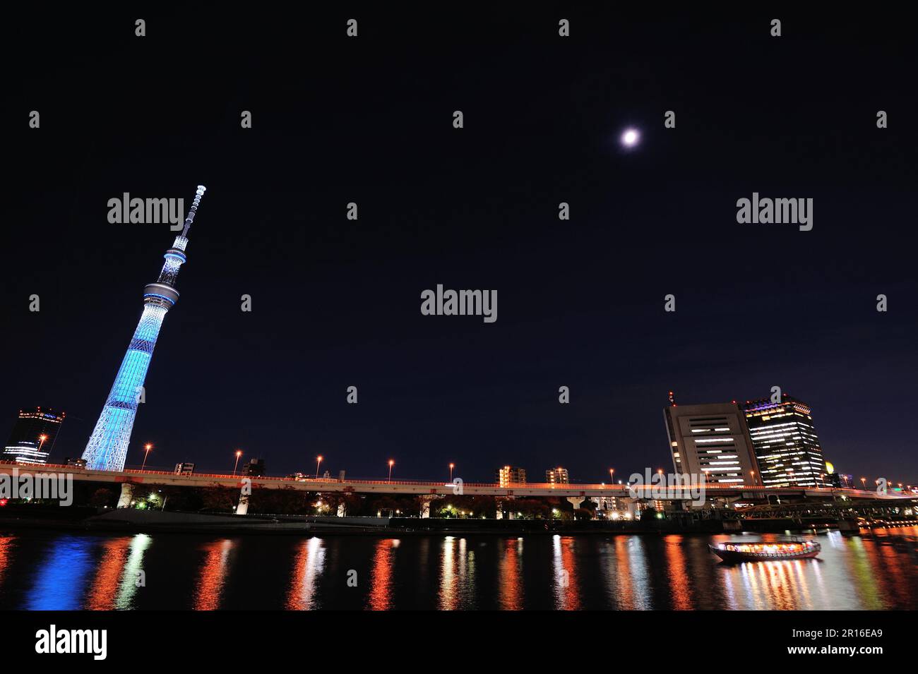 Tokyo sky tree from the Sumida River Terrace Stock Photo - Alamy