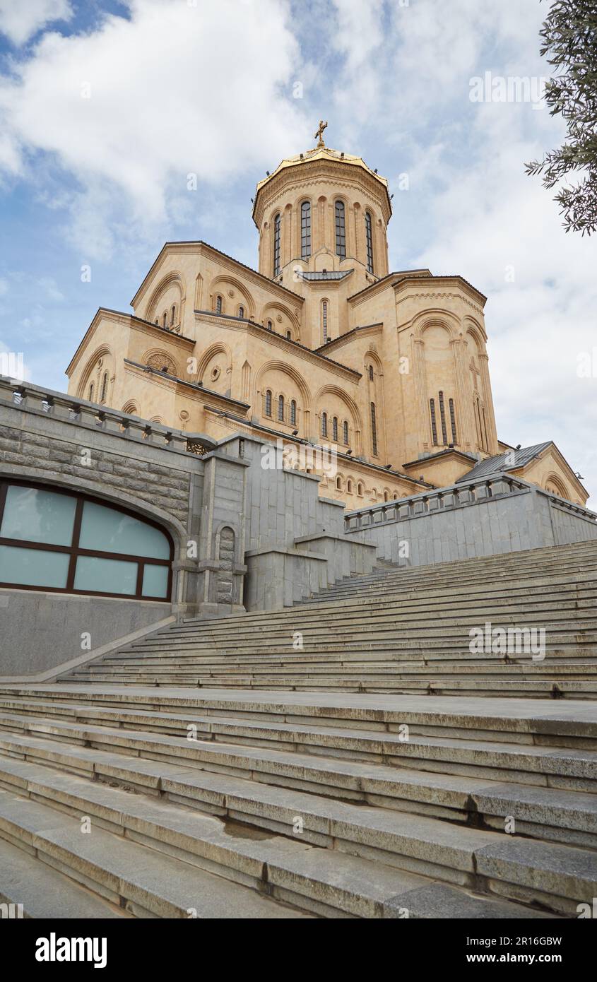 Sameba Trinity Church, built to celebrate 1,500 years of the Georgian ...