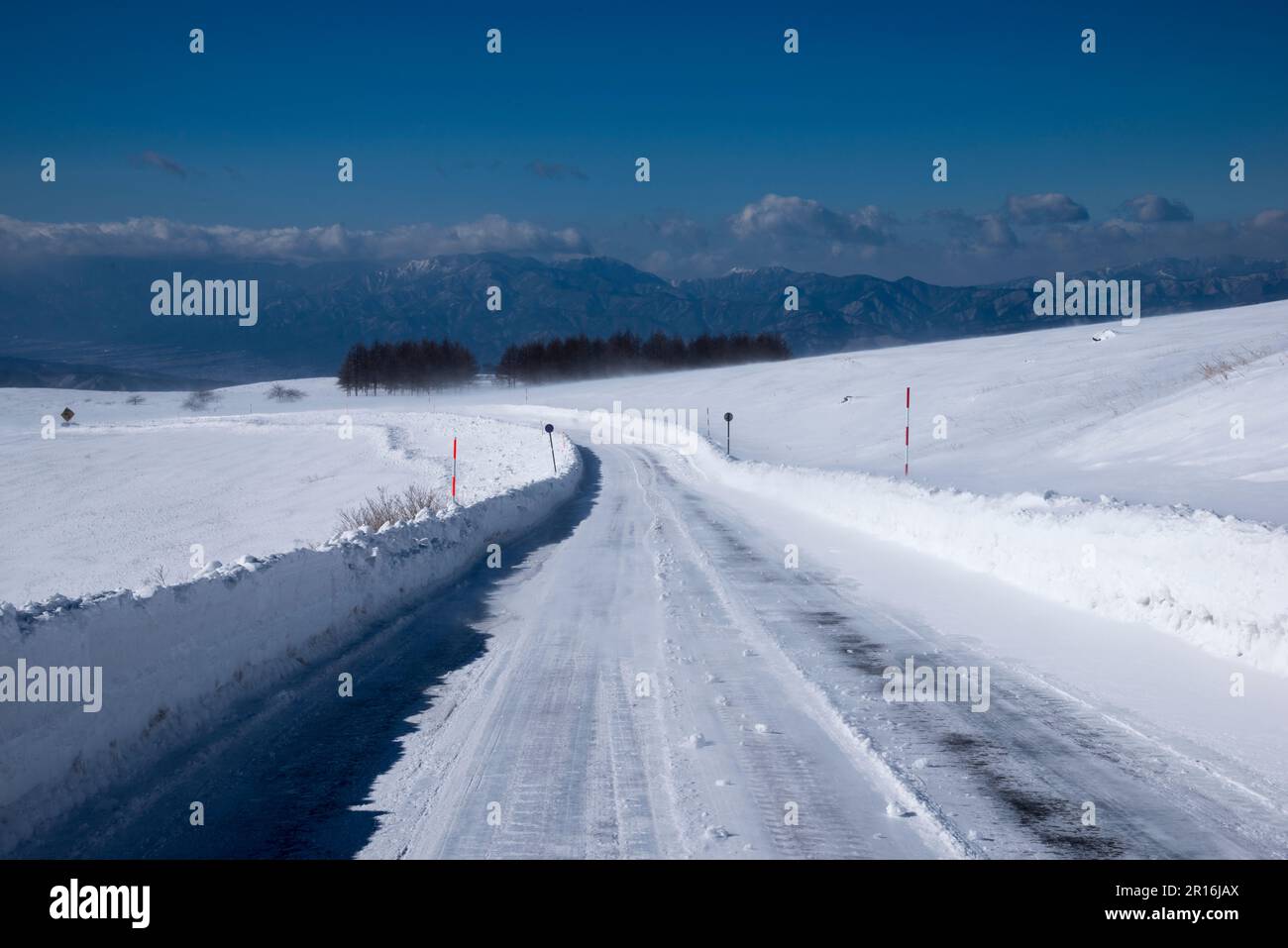 Kirigamine plateau snow scene of Venus line Stock Photo - Alamy