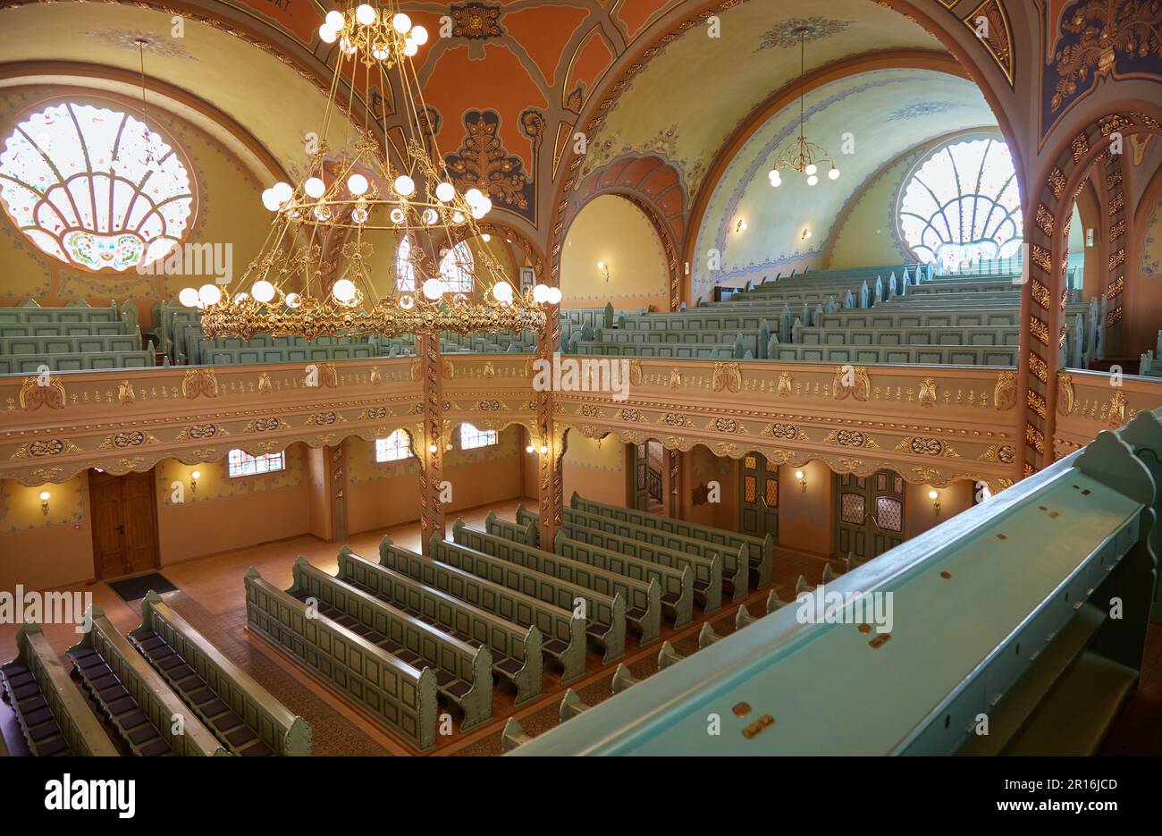 The Subotica Synagogue, the only Art Nouveau synagogue in the world ...