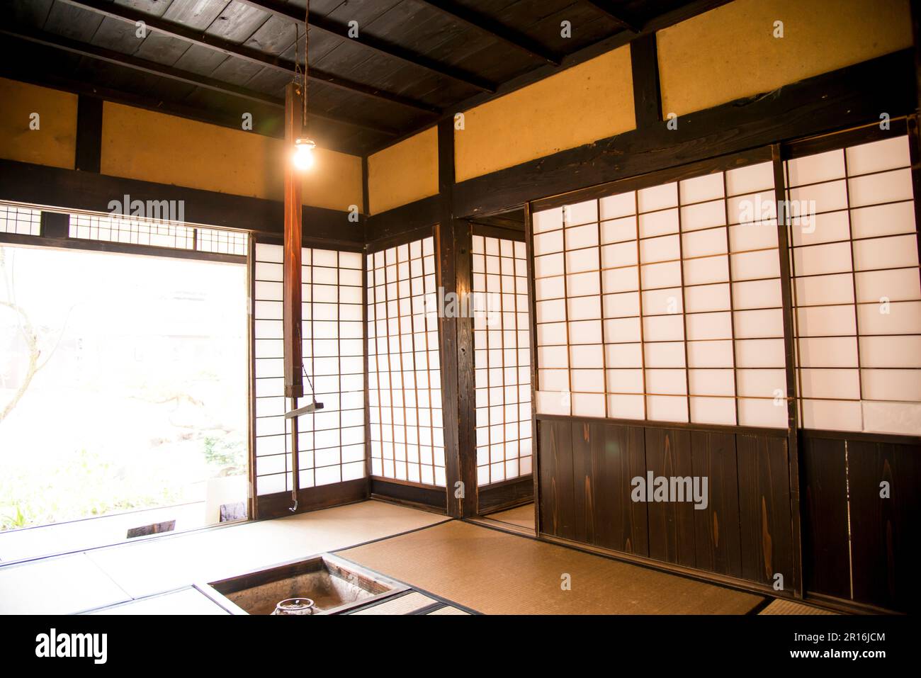 Samurai house interior hi-res stock photography and images - Alamy