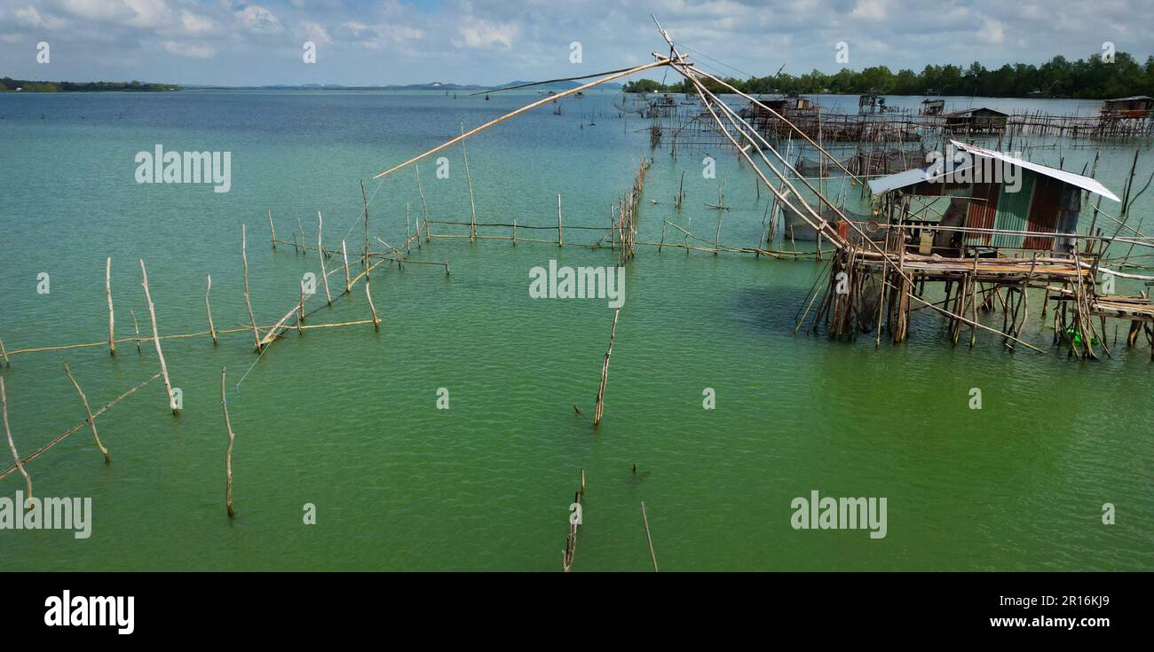 Philippines fisherman aerial view hi-res stock photography and images ...