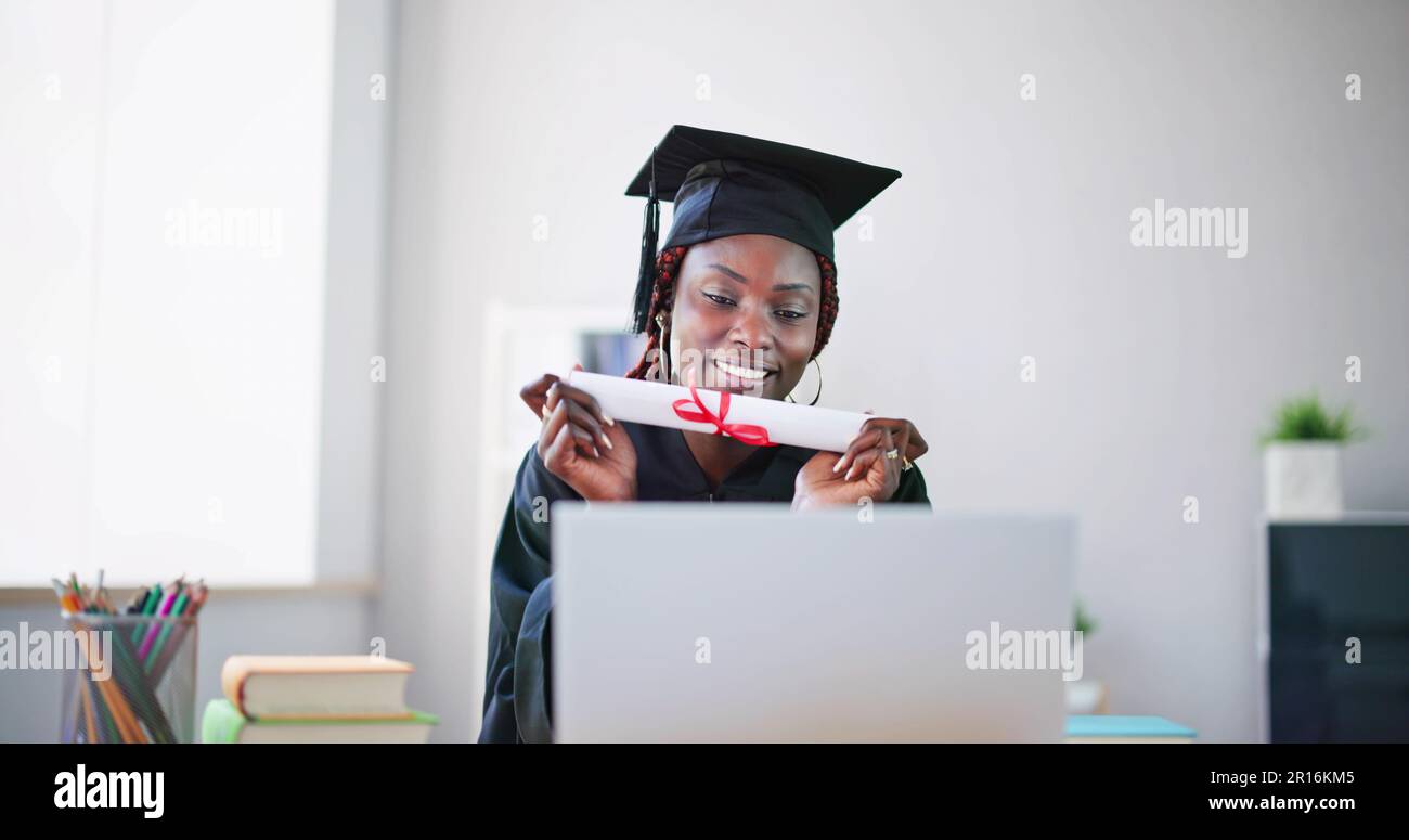 Bachelor student hi-res stock photography and images - Alamy
