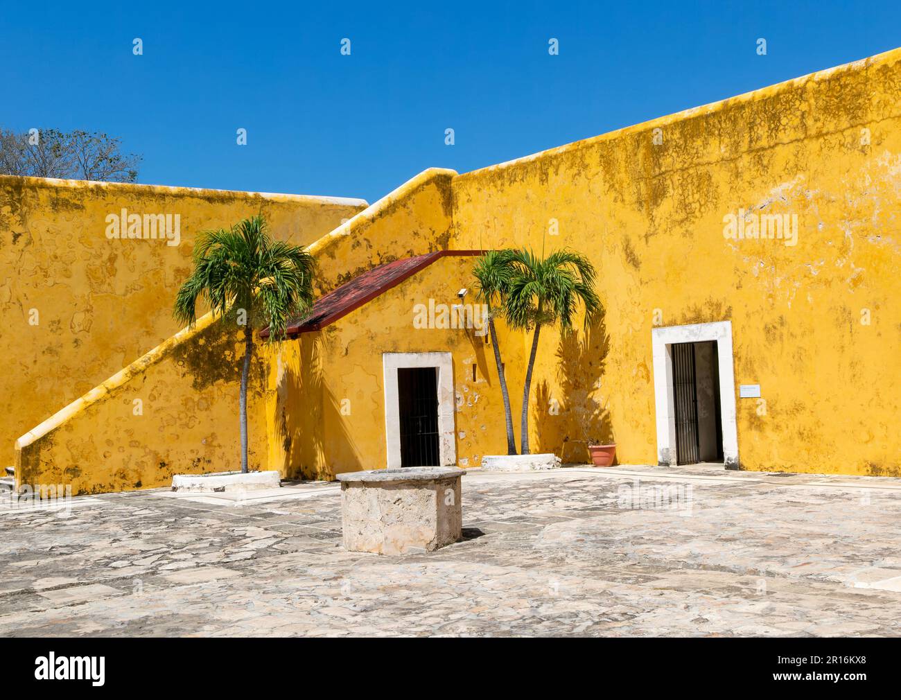 Spanish colonial military architecture, Fort San Jose el Alto, Campeche ...