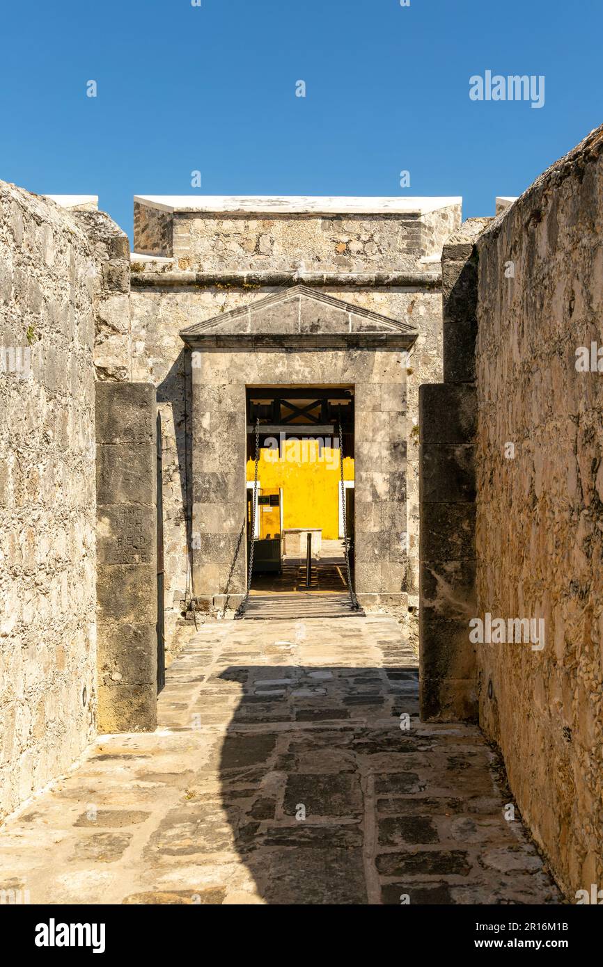Spanish colonial military architecture, Fort San Jose el Alto, Campeche ...