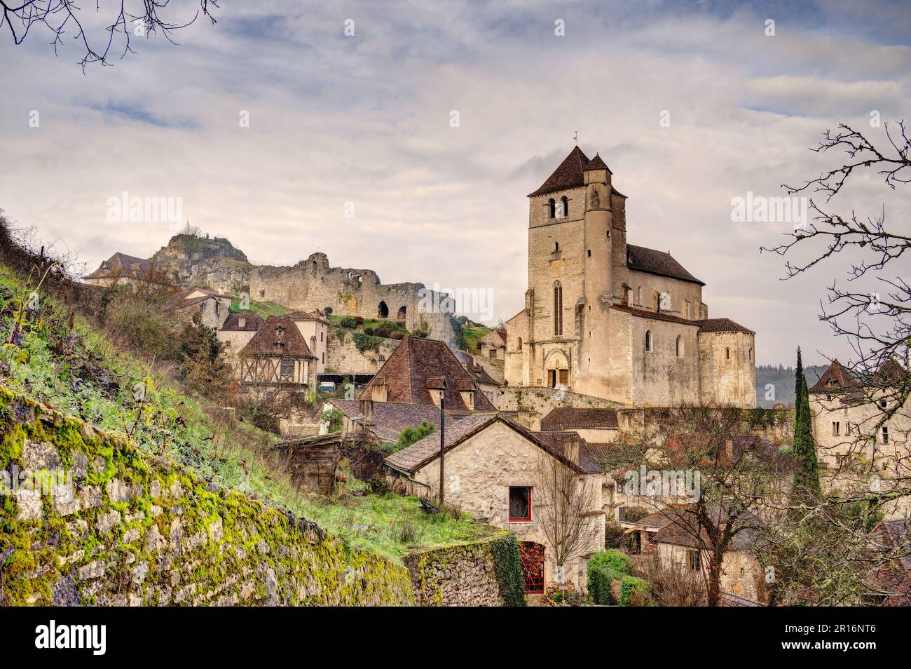 Dordogne france st cirq lapopie hi-res stock photography and images - Alamy
