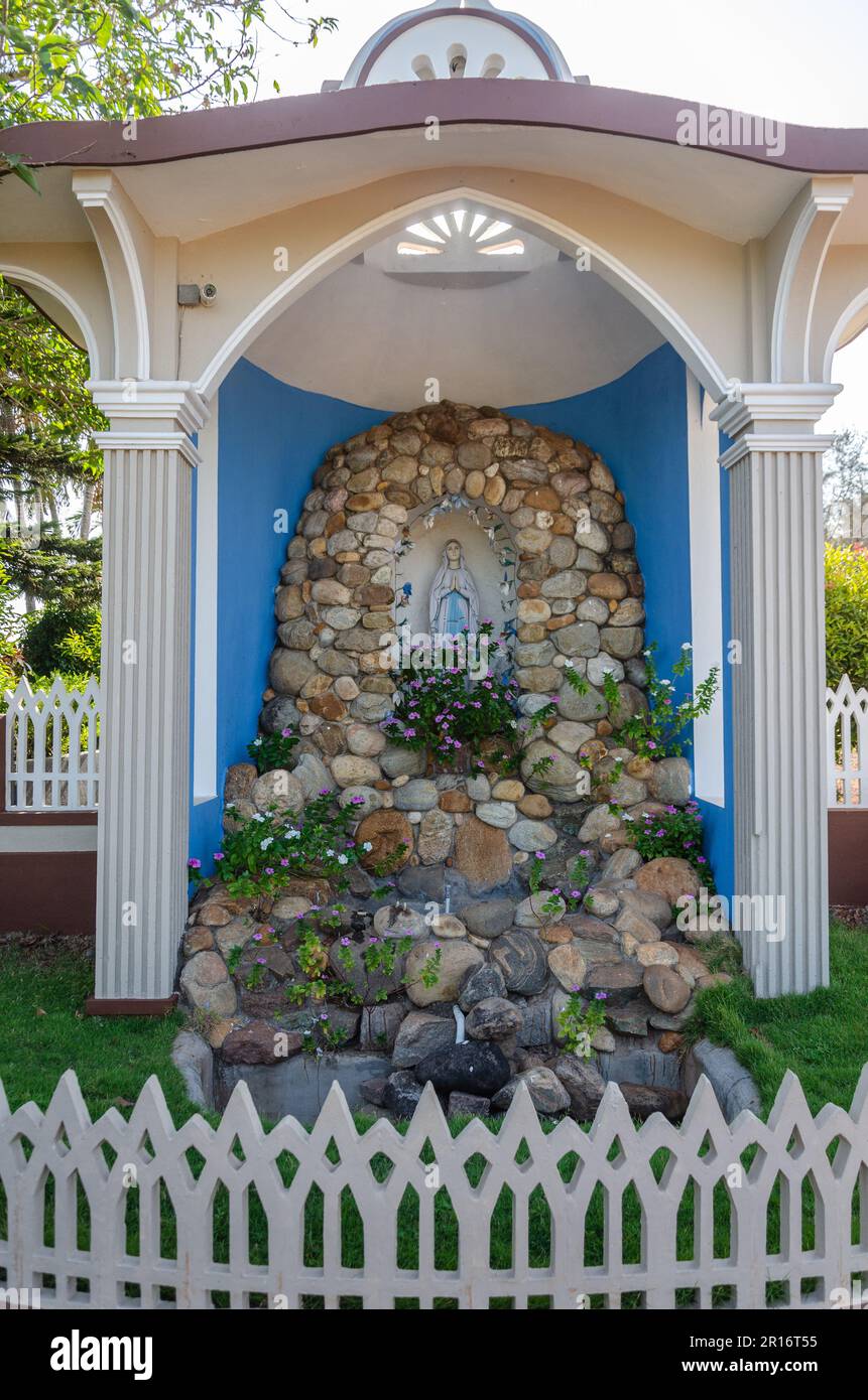 Grotto at St. Joseph Vaz shrine, Mudipu, Mangalore Stock Photo - Alamy
