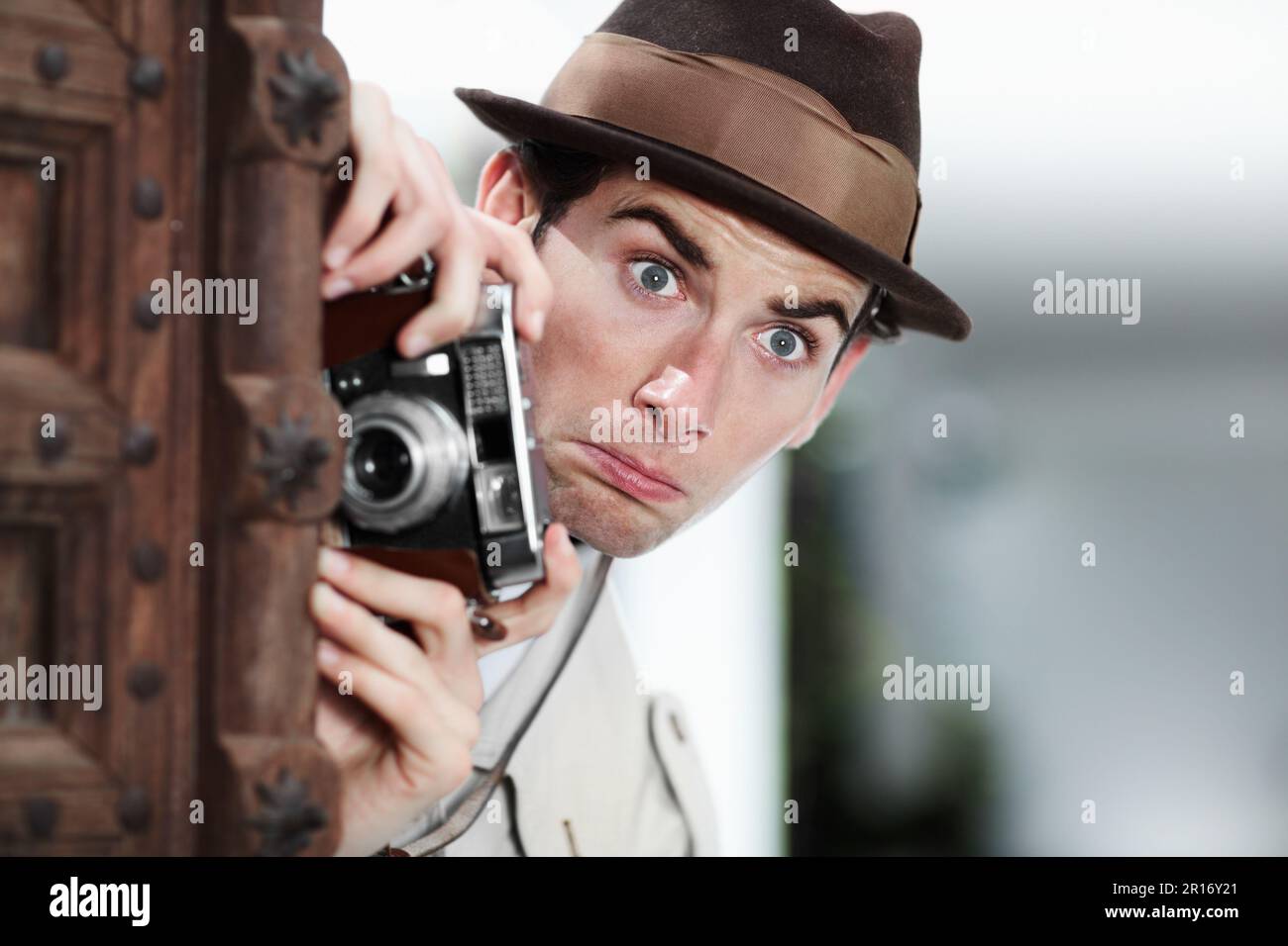 Vintage spy camera hi-res stock photography and images - Alamy