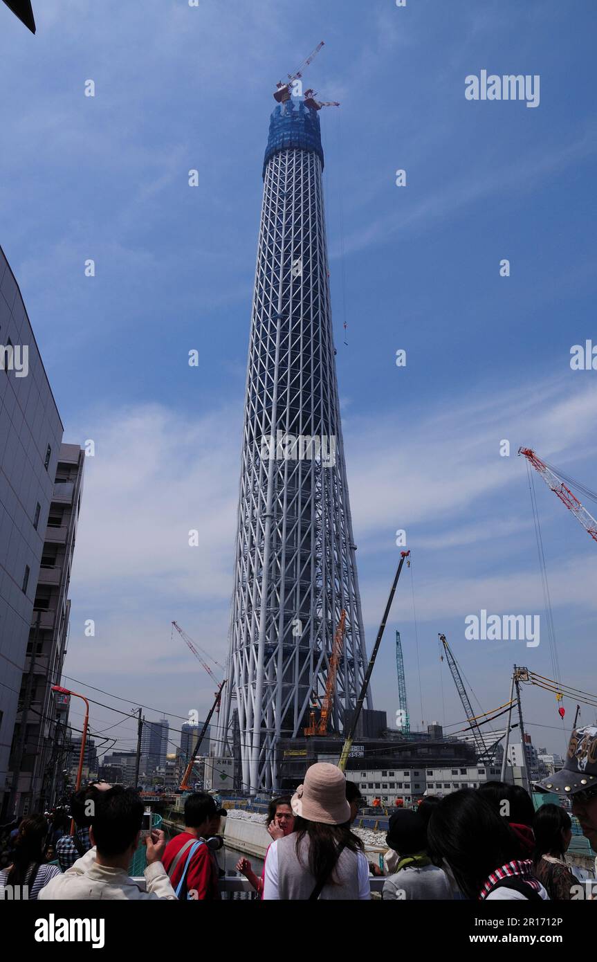 Tokyo sky tree view from Oshiage Stock Photo - Alamy