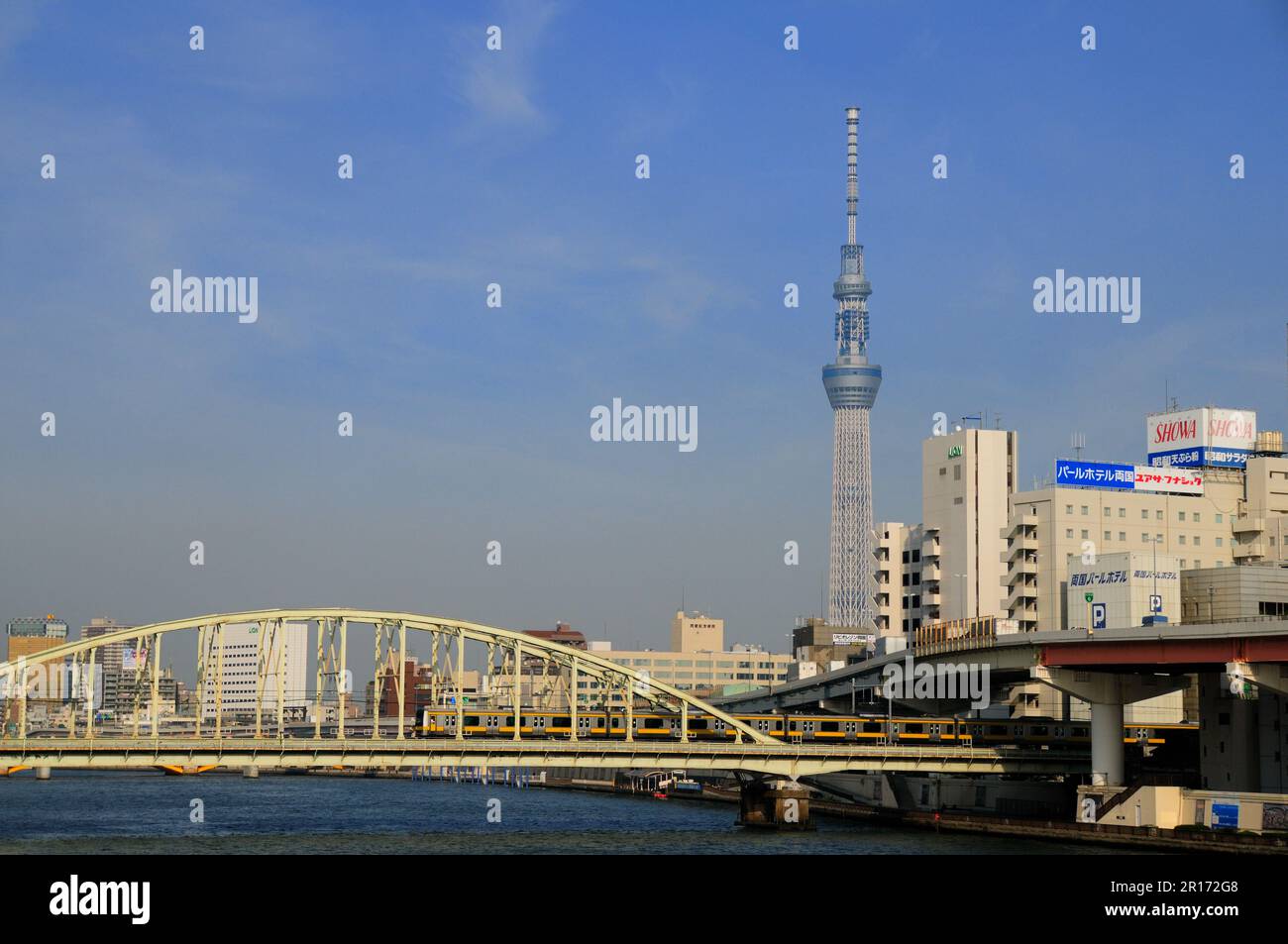 Sumida river and Tokyo Sky Tree Stock Photo - Alamy