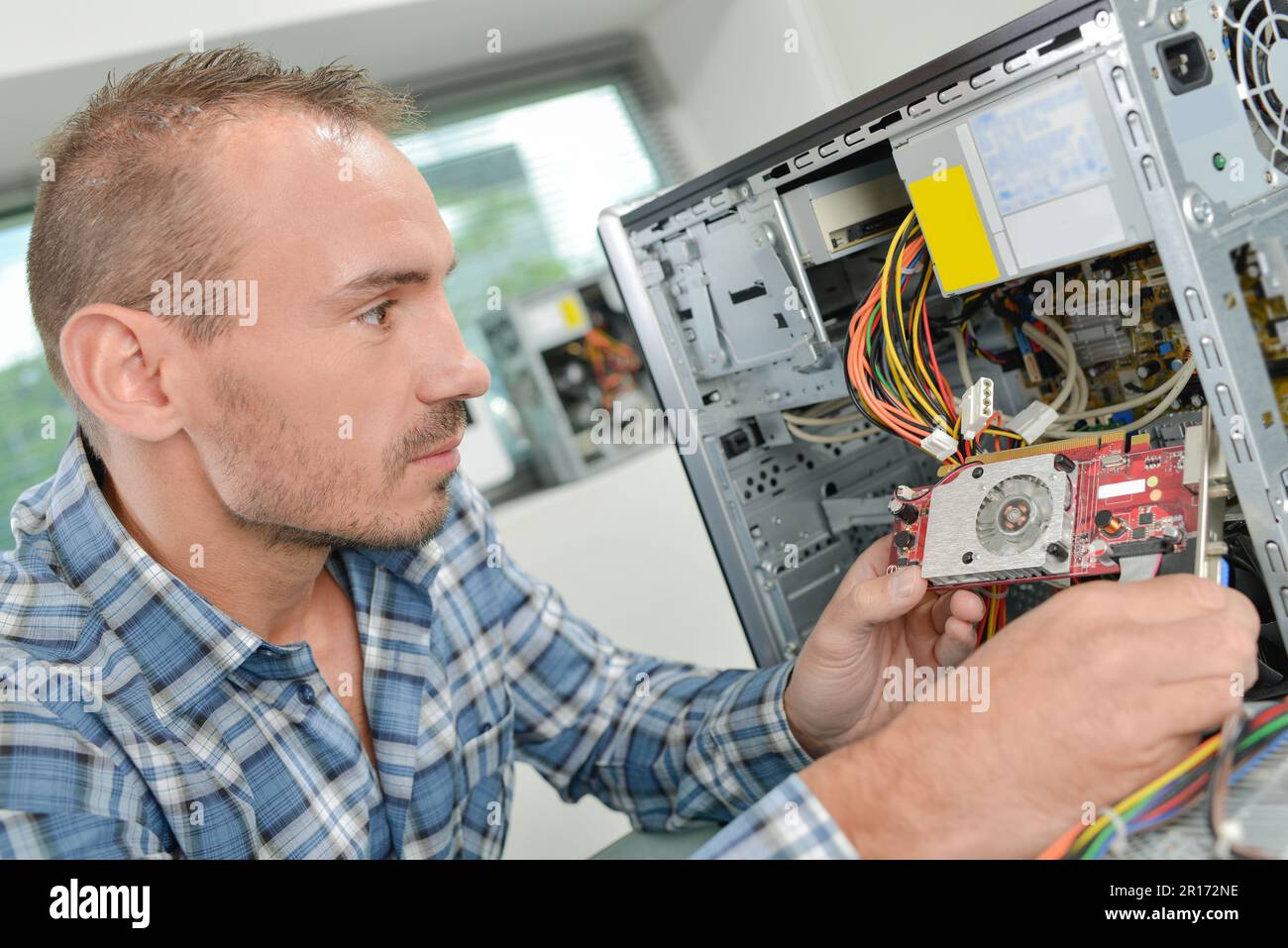 Computer casing hi-res stock photography and images - Alamy