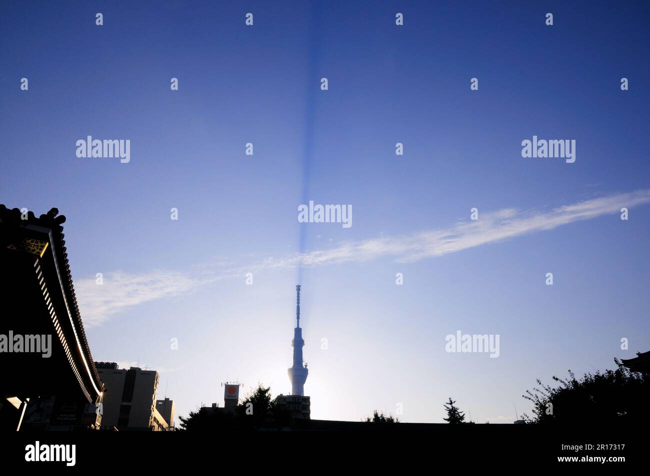 Skytree shadow hi-res stock photography and images - Alamy