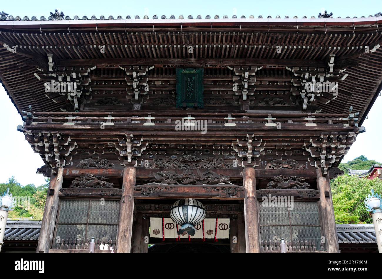 Grand head temple Hase Deva gate in fall, Nara Stock Photo - Alamy