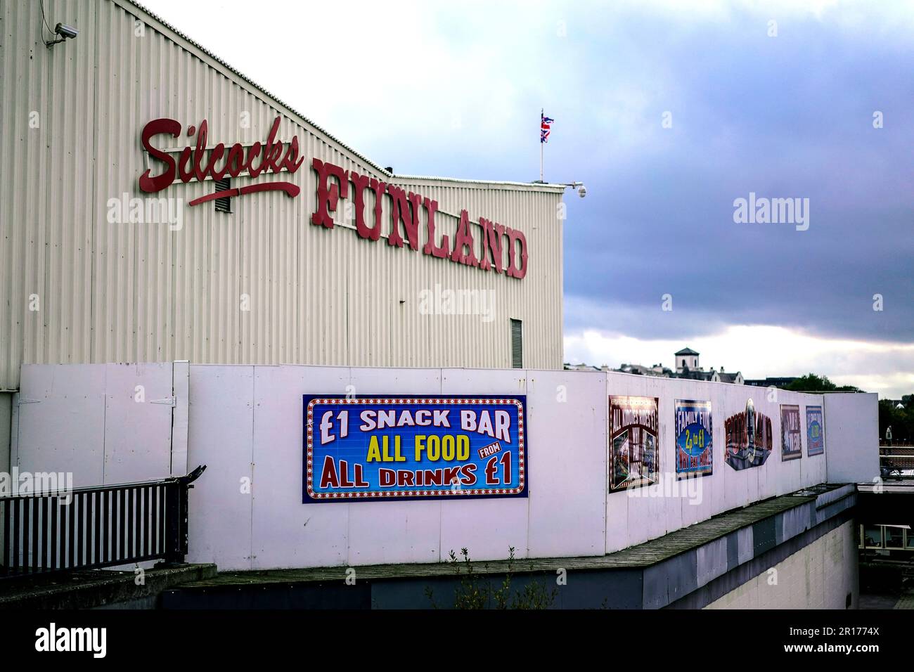 Southport funland arcade hi-res stock photography and images - Alamy
