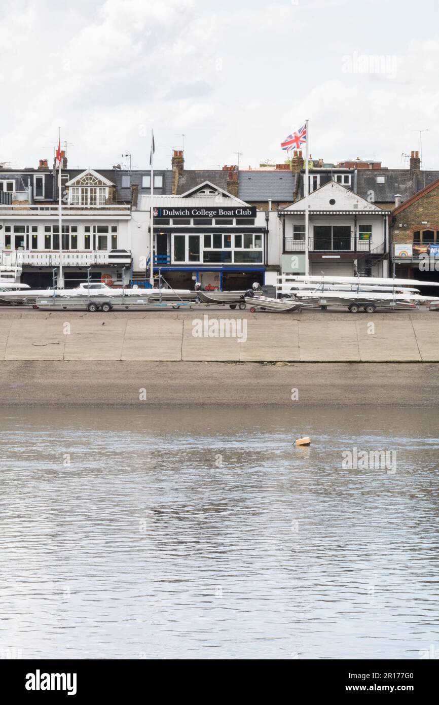 Putney Embankment, Dulwich College Boat Club and boathouses on the ...