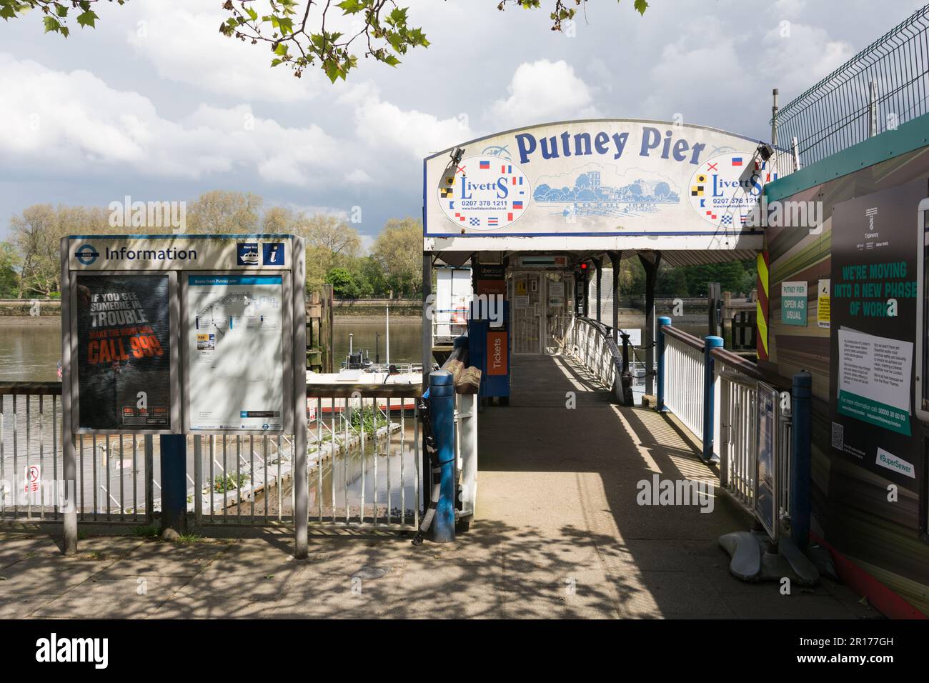 The entrance to Putney Pier, Putney, London, England, UK Stock Photo ...