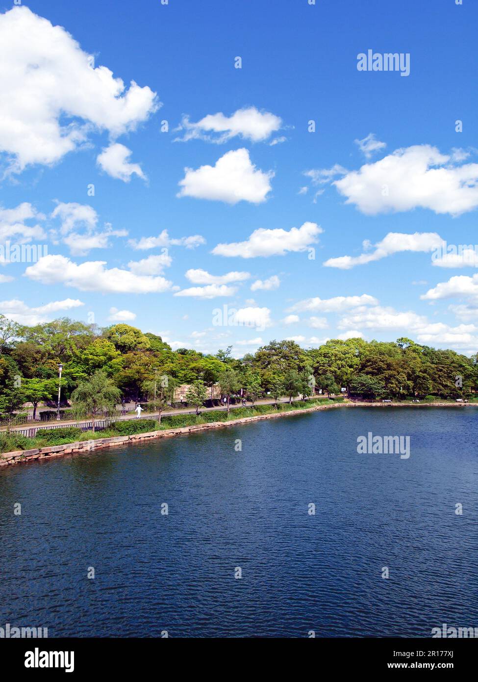 The blue sky and Osaka Castle moats Stock Photo - Alamy