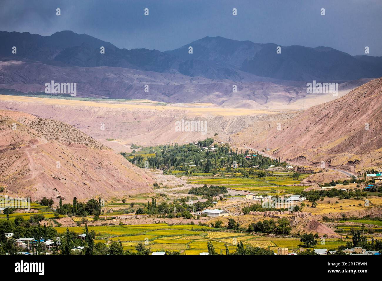 Alamut and iran hi-res stock photography and images - Alamy