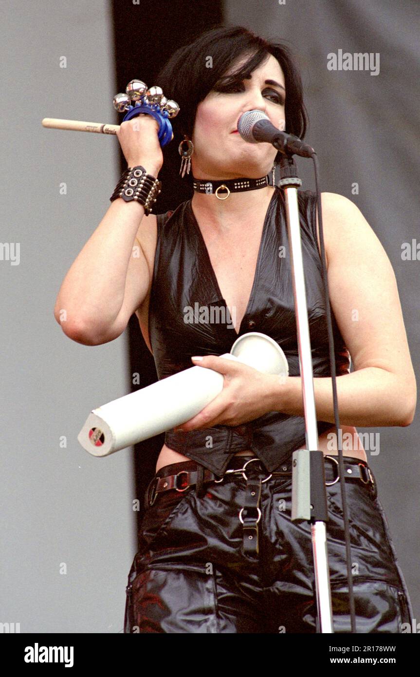 Imola Italy 1999-06-20 : Siouxsie Sioux singer of The Creatures in ...