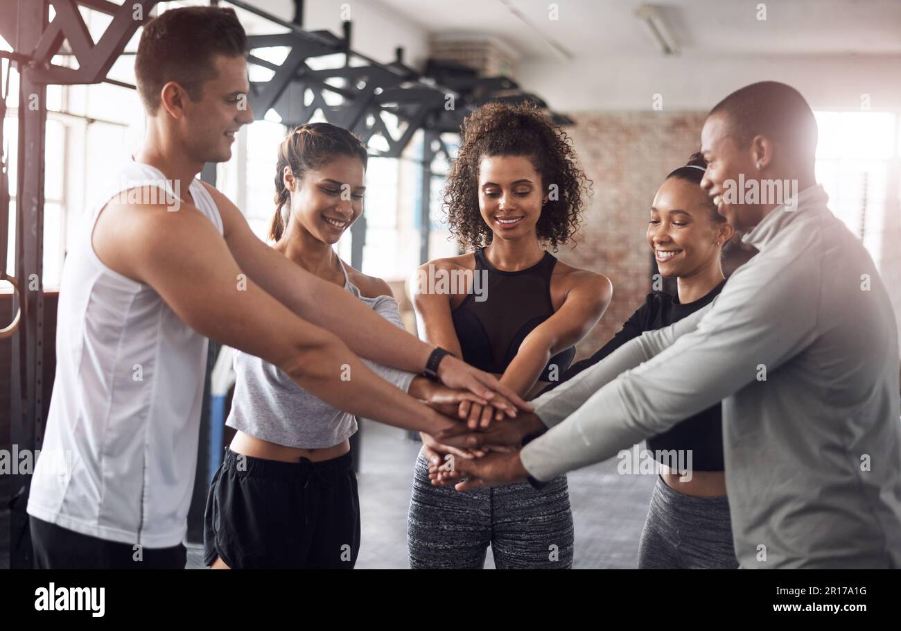 Joining a gym hi-res stock photography and images - Alamy