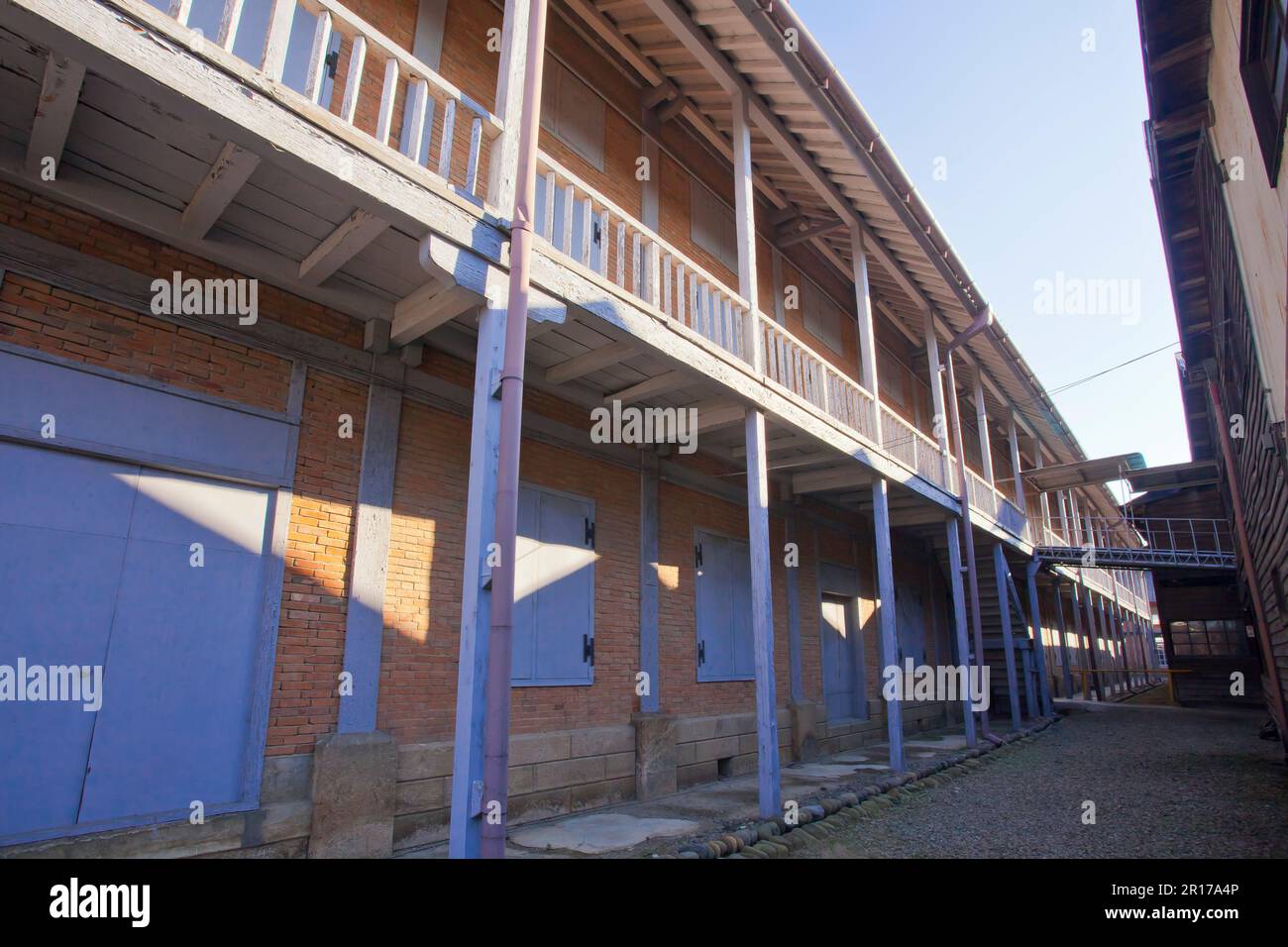 East cocoon warehouse hi-res stock photography and images - Alamy